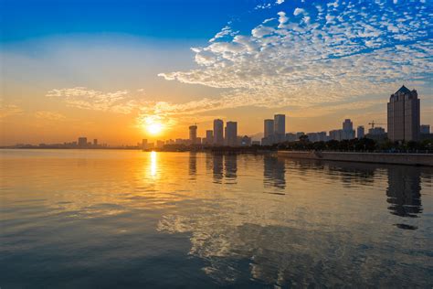 青岛市海洋发展局：前三季度新签约涉海项目124个，总投资976 4亿元凤凰网青岛 凤凰网