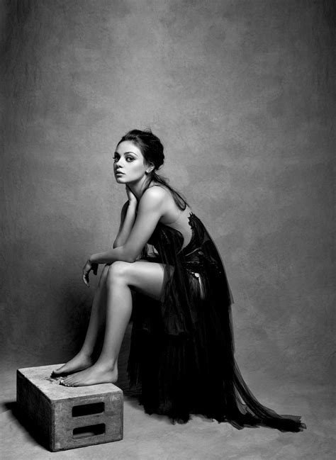 Mila Kunis Feet Wikigrewal