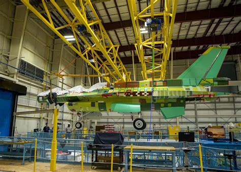 Aag Th บันทึกประจำวัน เครื่องบินขับไล่ F 16v Block 70 บาห์เรนเครื่องแรกออกจากสายการผลิตใหม่