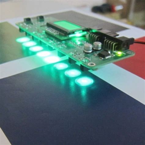 Advanced Auto Calibrating Line Sensor