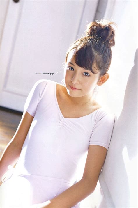 菅谷梨沙子 Sugaya Risako