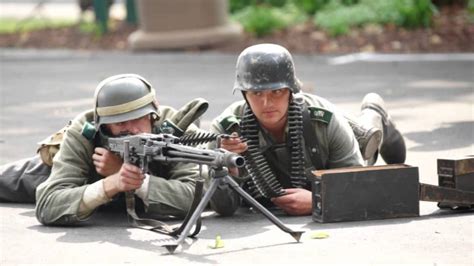 How To Fire The German Mg42 Machine Gun War History Online
