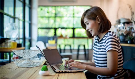 About Us Intel® Industry Solution Builders