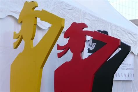 รูปภาพ ขาว จำนวน สีแดง ยี่ห้อ แบบอักษร ศิลปะ ภาพประกอบ เยอรมนี การเดินเรือ กองทัพเรือ