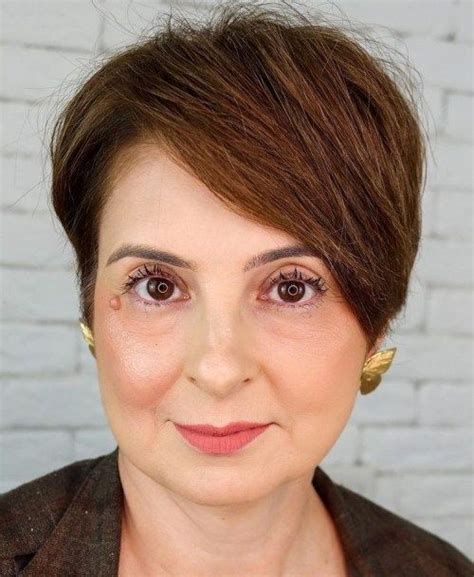 32 Stunning Ways To Style A Pixie Cut For Round Face Shapes Pixie Cut