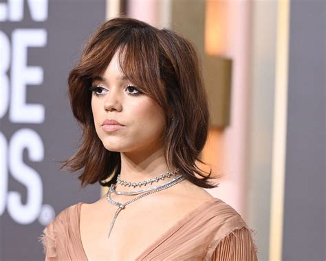 Layered Shoulder Haircuts 13 Short Layered Haircuts Every Cool Girl