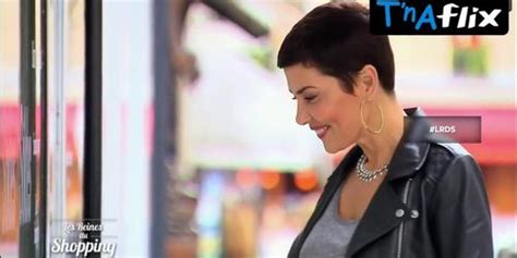 Cristina Cordula Breasts Scene In Les Reines Du Shopping Tnaflix Com