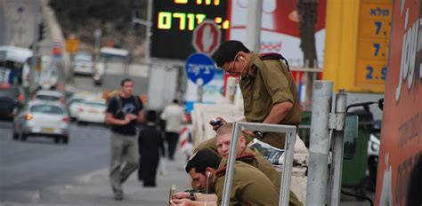 המבקר מידע בצהל עלול להיפרץ סכנה למתקפת סייבר בתחבורה גלובס
