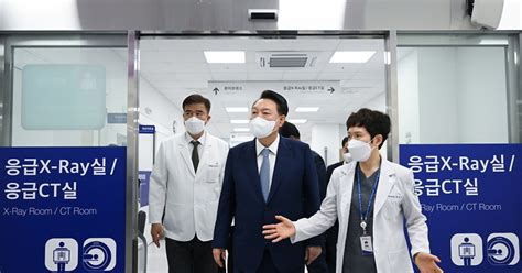 尹 연일 의료인 마음 달래기처우개선 진정성 믿어달라