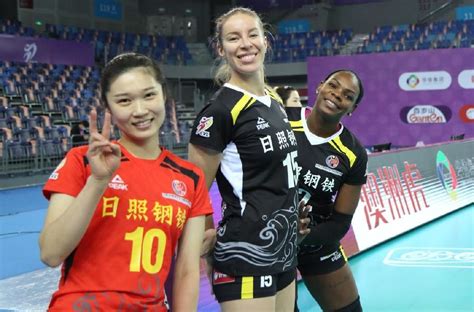 最新战报！江苏女排横扫强敌占的先机！山东回勇横扫北京