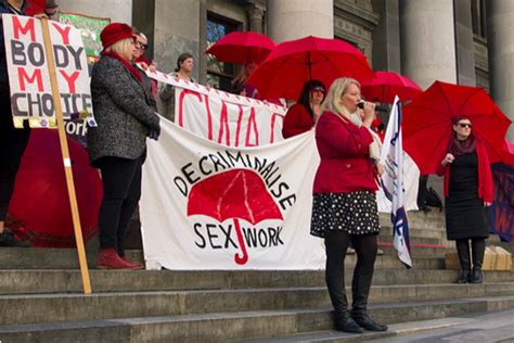 பாலியல் தொழிலை குற்றமற்றதாக அறிவிக்கவுள்ள பிரபல நாடு லங்காசிறி நியூஸ்