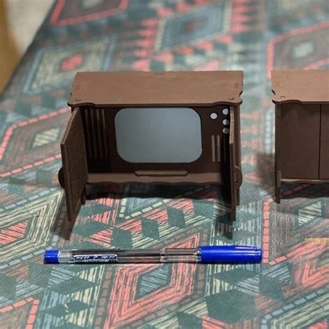 خرید و قیمت تلویزیون درب دار نوستالژی دکوری مینیاتوری قدیمی چوبی ترب