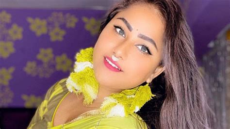 Priyanka Pandits Viral Mms Controversy Who Is The Bhojpuri Actress