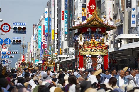 日本の祭りとは？伝統文化から三大祭りまで解説！ にほんご日和