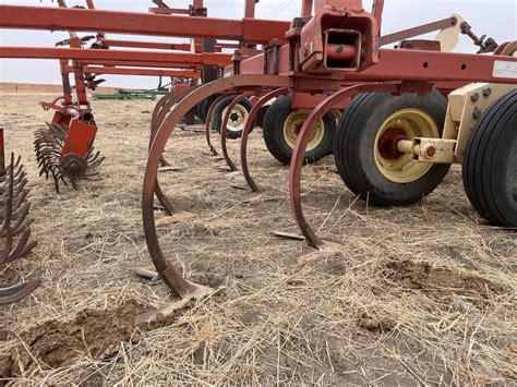 Krause 4330 Chisel Plow Sweep Machine Agriculture Bigiron