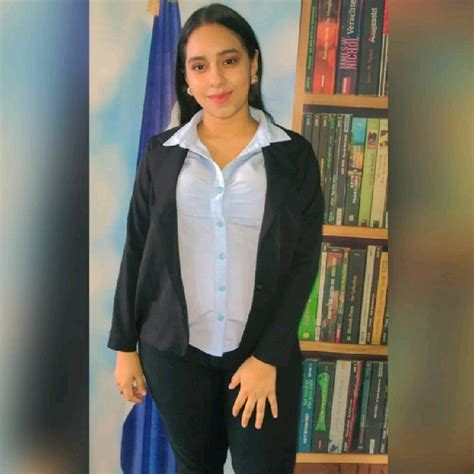 Abigail López Servicio De Atención Al Cliente Supermercado Linkedin