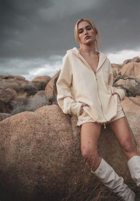 Michelle Randolph Vue Magazine 2020 • Celebmafia