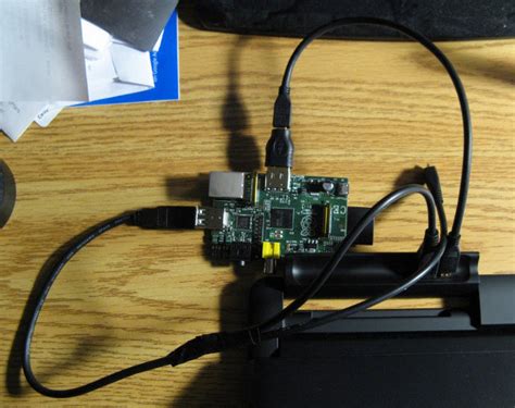 Make Your Own Raspberry Pi Laptop With A Motorola Lapdock CNX Software