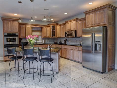 Gray Countertops With Oak Cabinets Countertop Plans