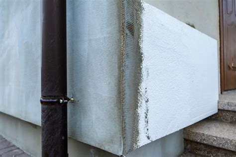 열 보호를 위한 집 외관 벽에 스티로폼 절연 시트를 설치합니다 가정 생활에 대한 스톡 사진 및 기타 이미지 가정 생활 건물 외관 건물 정면 Istock