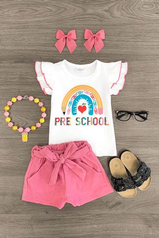 Girly Outfits For School