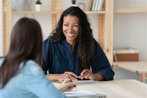 8 Signs Of A Bold Person Who Is Truly A Tour De Force According To