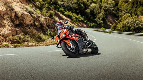 POWER GP2 - Motorbike Tyre | MICHELIN