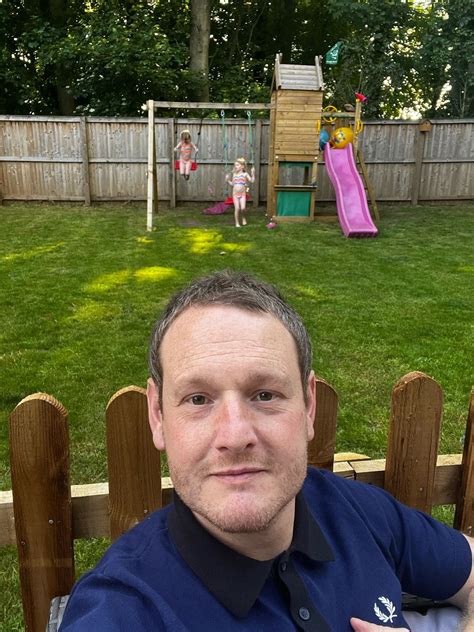 Lee Ashley On Linkedin Cracking End To A Productive Week 👍🏼 Girls Playing In The Garden Whilst