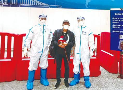 上半年共追回外逃人员602人赃款1515亿元，追逃追赃不松劲不停歇