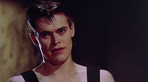 Titleknown — Talesfromthecrypts Willem Dafoe As Raven Shaddock