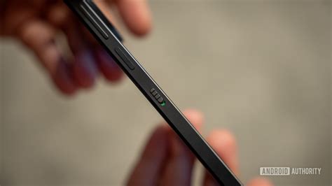 TCL XE NXTPAPER Hands On Preview Really Cheap Really Good