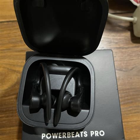 Powerbeats Pro One Side Not Working Left Right Off