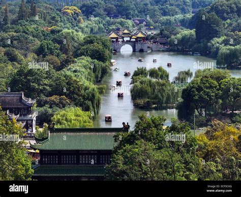 Aerial Photo Shows The Autumn Scenery Of The Slender West Lake Scenic