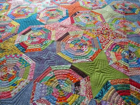 26 Spiderweb Quilts Ideas Quilts String Quilts Spider Web