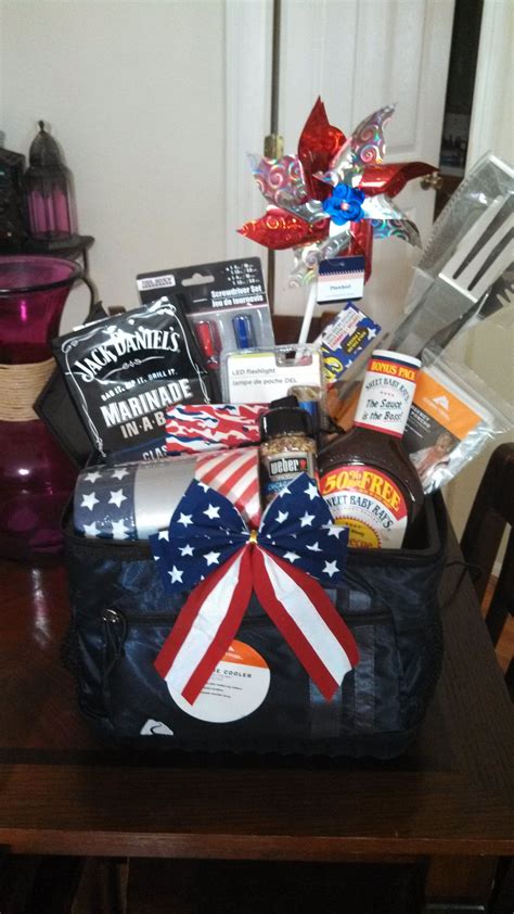 Christmas In July T Basket Ideas At Donald Schenk Blog