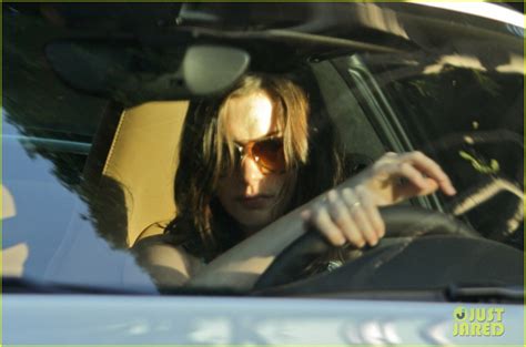 Anne Hathaway Heads Out After A Trip To The Gym Photo Anne Hathaway Photos Just