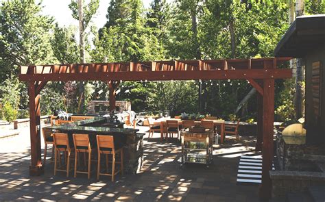 Creating A Stunning Gazebo For Dining And Relaxation In Your Carson