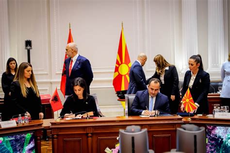 Потпишани три Договори за соработка со Република Албанија за зајакнување на соработката во