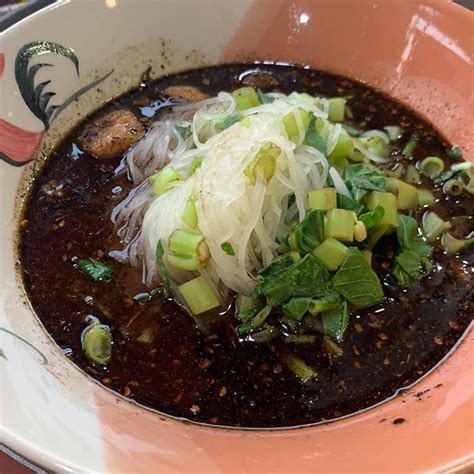 ก๋วยเตี๋ยวเรือเอ็กเพลส ส้มตำนีออน สาขาหลัก[ก๋วยเตี๋ยวเรือเอ็กเพลส ส้มตำนีออน สาขาหลัก] Ryoii