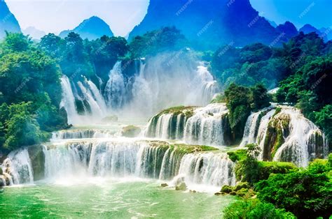 Urlaub Wunder Frische Bäume Wasserfall Im Freien Kostenlose Foto
