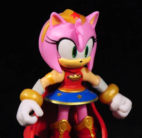 Shes Fantastic Dc X Sonic Amy Rose As Wonder Woman