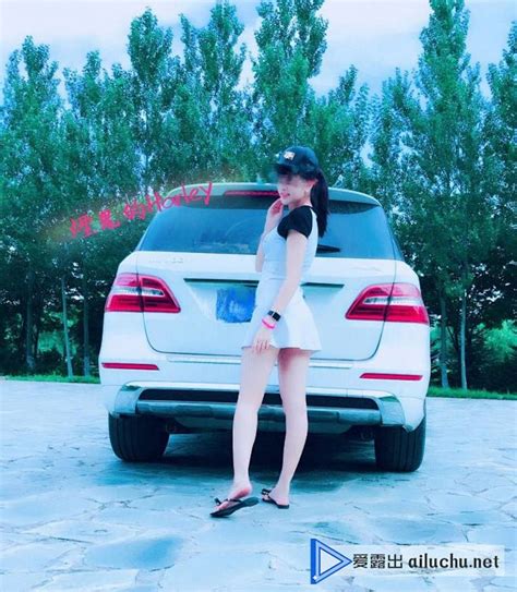 烟鬼的harley写真 图库 五毛网