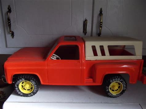 Vintage Chevy Truck Large Plastic Gay Toys 17 1 4 Estate Find