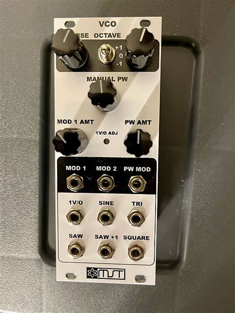 Synthrotek Mst Vco Eurorack Analog Voltage Controlled Reverb