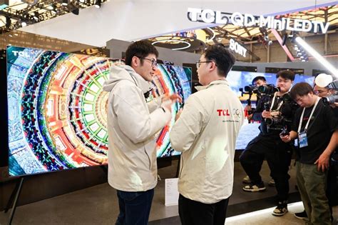 Q10l系列重塑显示技术格局，破解tcl电视的登顶密钥第1页 It在线 Cn