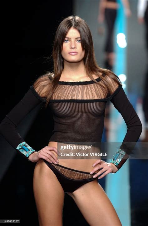 Isabeli Fontana Walks The Runway During The Valentino Ready To Wear