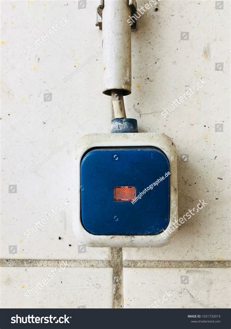 Industrial Lighting Switch On Tiled White Wall 71 Images Photos Et