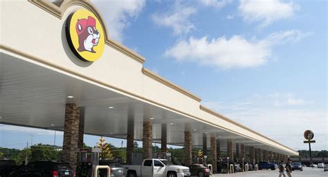 Buc Ees Brings Largest Travel Center In The World To Tennessee With