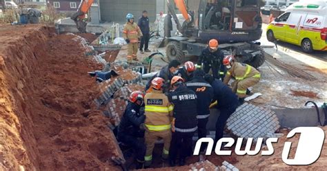 광주 공사현장서 벽돌 담장 무너져 근로자 덮쳐