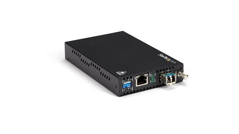 StarTech Com Gigabit Ethernet Copper To Fiber Media Converter SM LC 10 Km GbE Converter